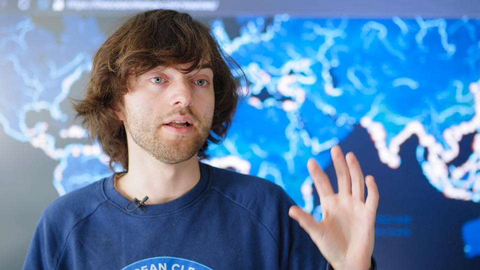 Plastic Research | Media Gallery | The Ocean Cleanup