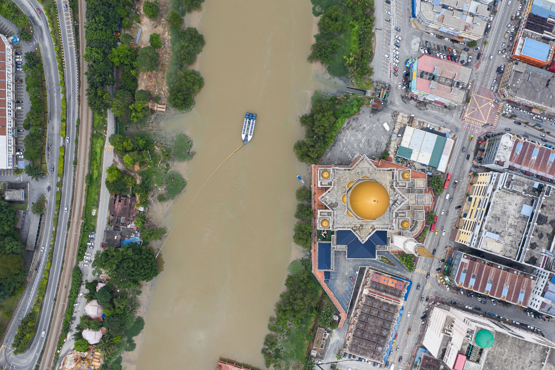 The Ocean Cleanup opens regional office in Kuala Lumpur, Malaysia ...