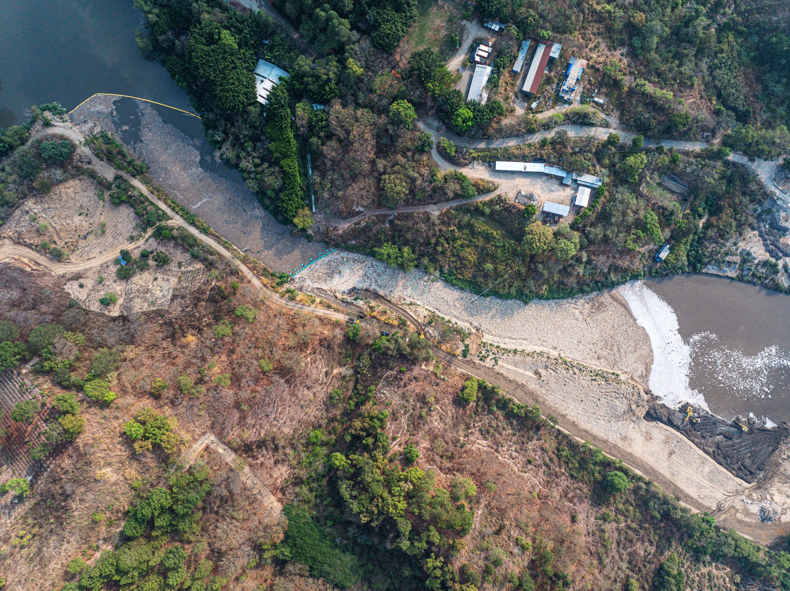 Interceptor Barricade in Guatemala | Media Gallery | The Ocean Cleanup