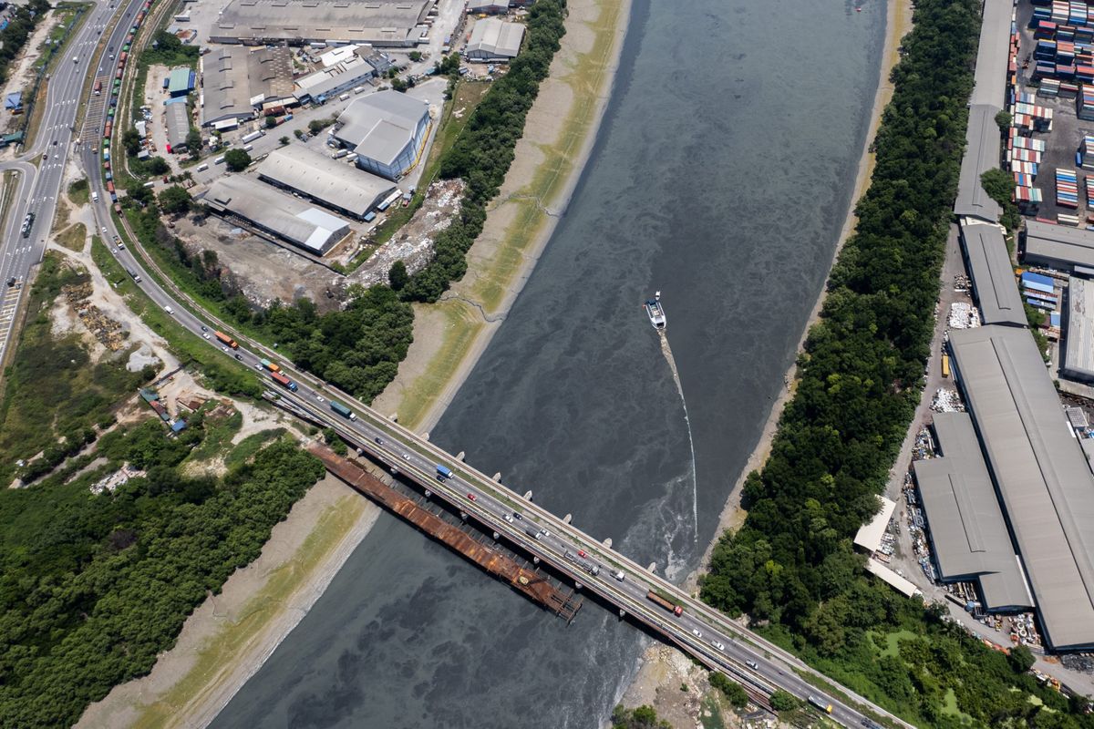 The Other Source: Where Does Plastic in the Great Pacific Garbage Patch ...